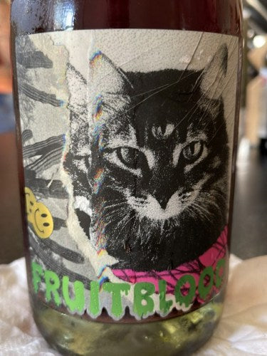 Fruitblood Feral Cat Sparkling Fruit Wine